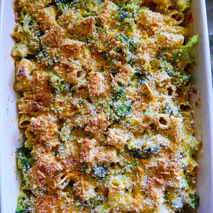 Cheesy Broccoli Pasta Bake - Gastronotherapy
