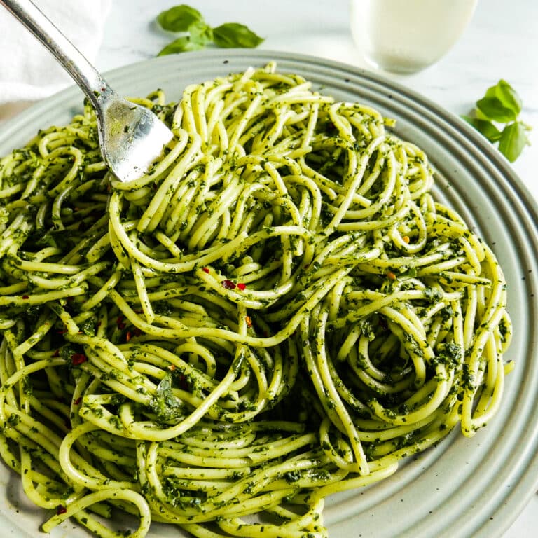 Creamy Green Pasta Sauce (Quick & Healthy) - Gastronotherapy