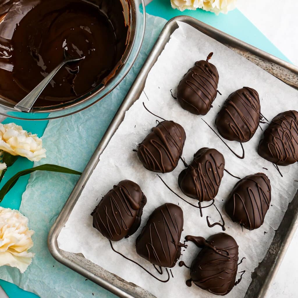 Coconut Easter Eggs - Gastronotherapy